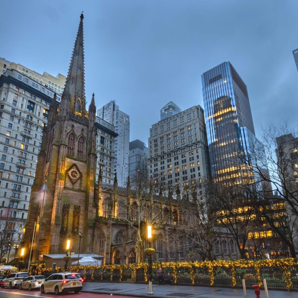 15+ Best Walking Tours in NYC (Self-Guided & Paid) • Over Here New York