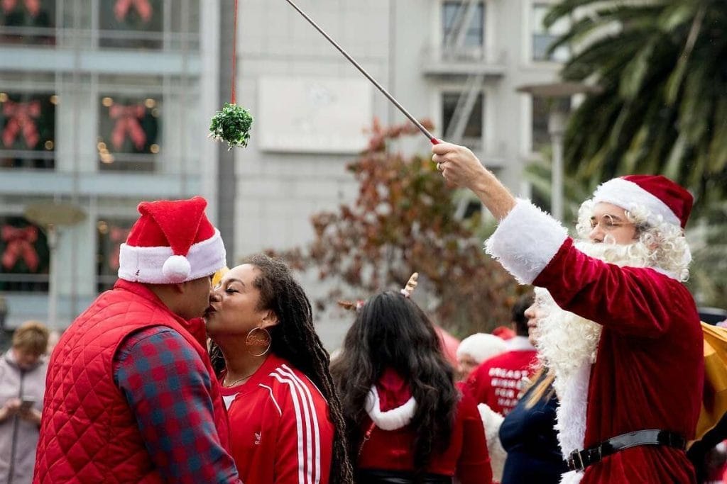 SantaCon NYC 2025: Your Ultimate Survival Guide (Date & Tips) • Over ...
