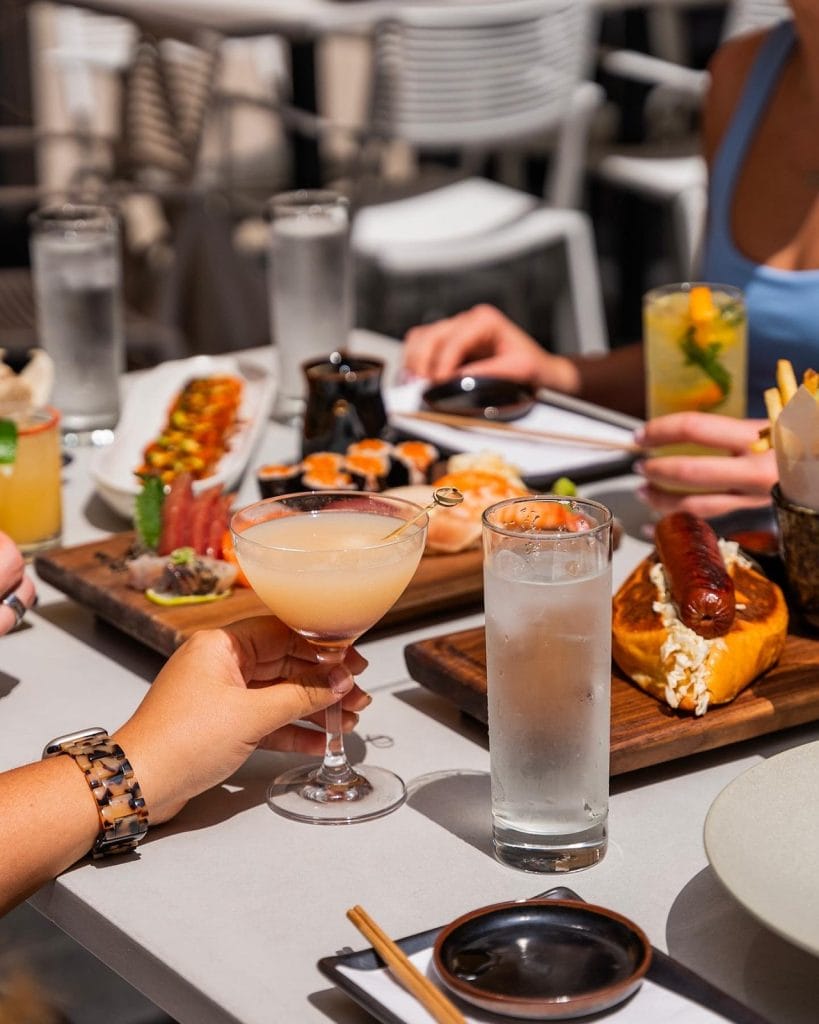 15+ Best Restaurants Near Rockefeller Center • Over Here New York