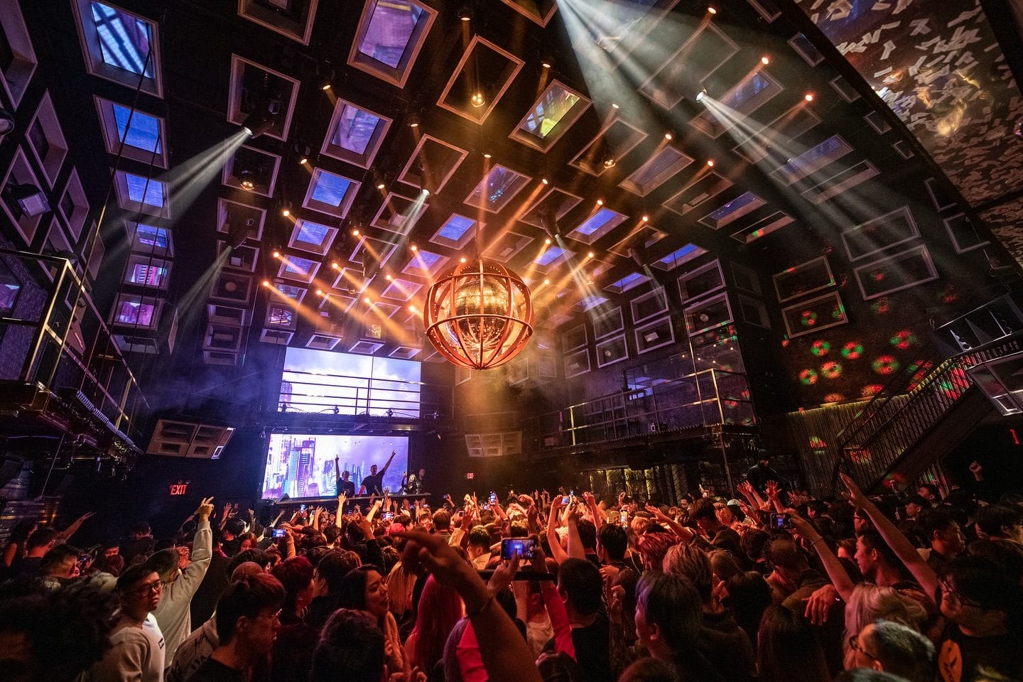 20+ Best New Year's Eve Parties in nYC (Times Square & More) • Over ...